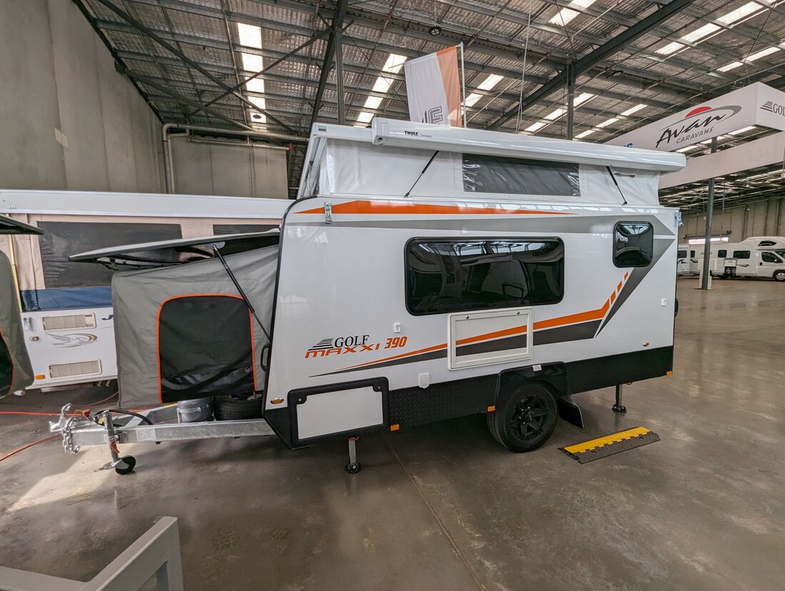 2023 Golf MAXXI 390 PT | Avan Super Centre