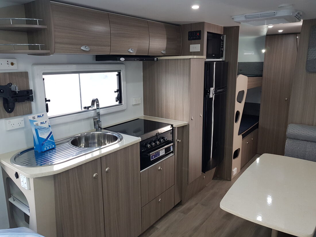 2022 Avan Aspire 617 Bunk Van | Avan Super Centre