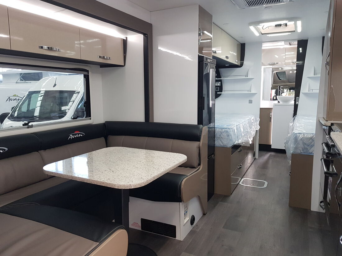 Avan Ovation M10 B-Class | Avan Super Centre