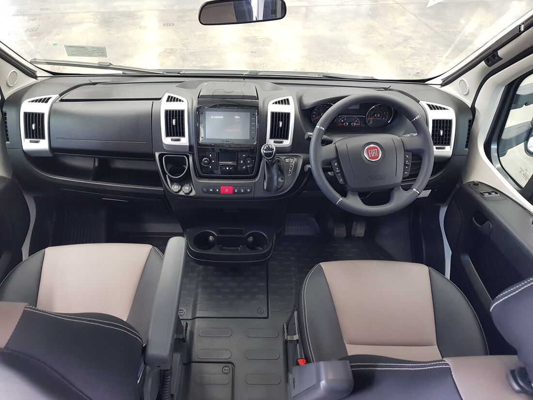 Avan Ovation M10 B-Class | Avan Super Centre