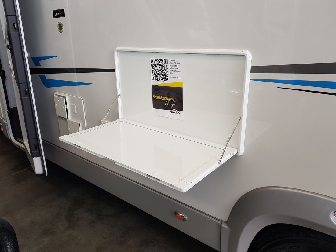 Avan Ovation M10 B-Class | Avan Super Centre