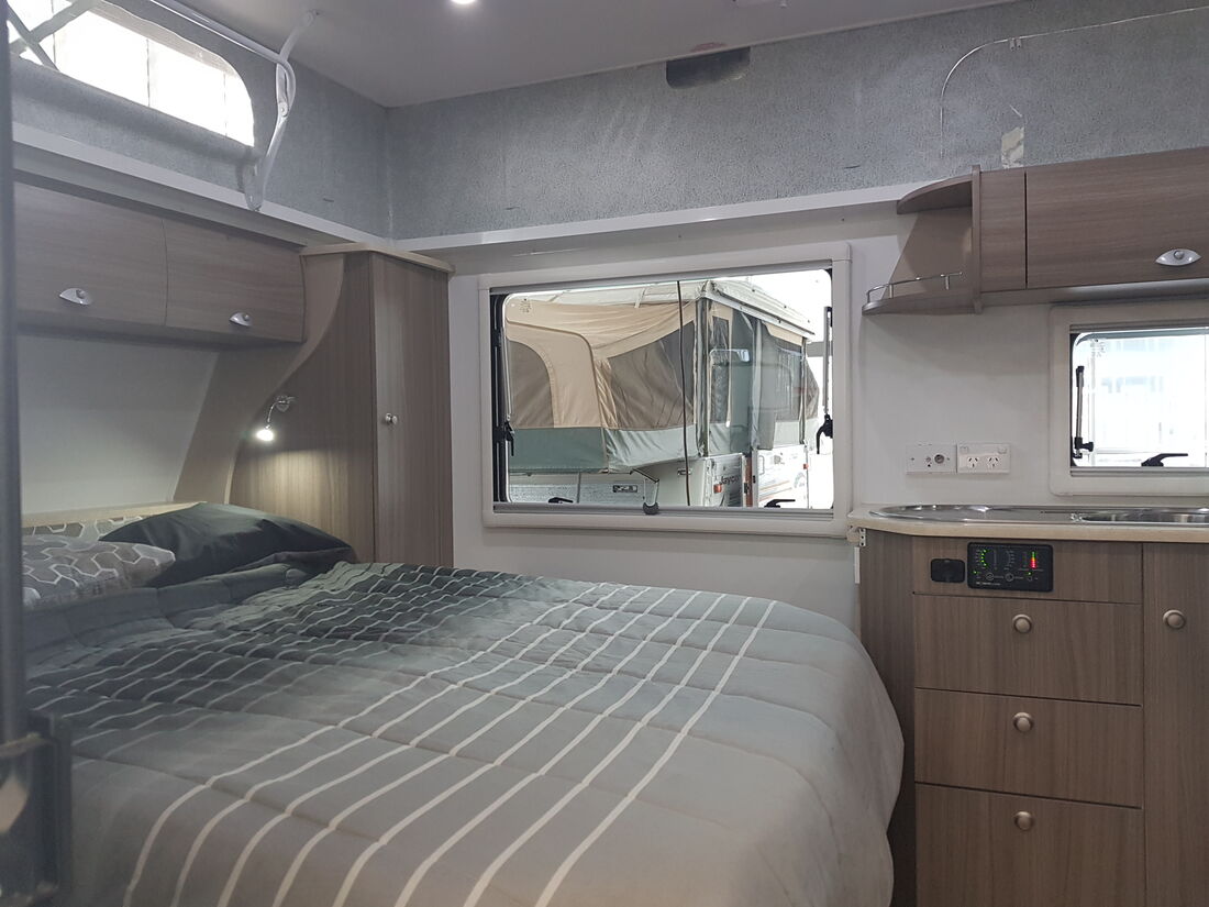 2022 Golf Maxxi 573 PT | Avan Super Centre