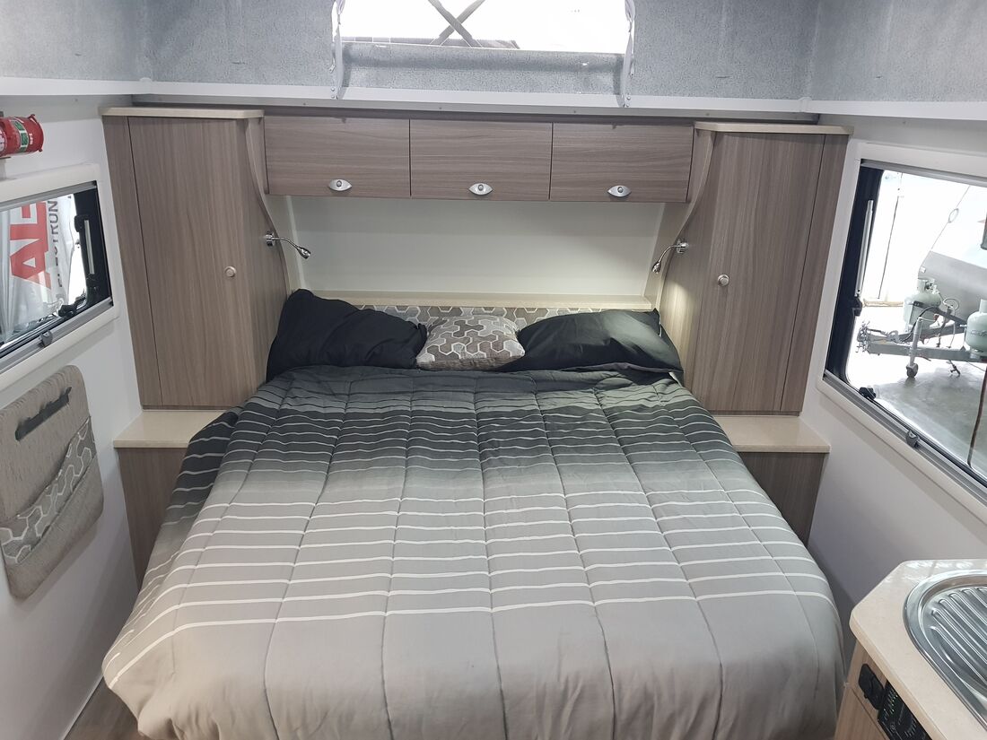 2022 Golf Maxxi 573 PT | Avan Super Centre